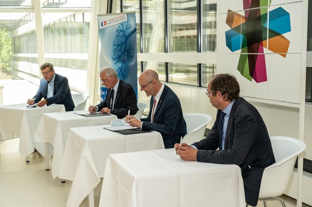 DESY News: Together against infectious diseases - Deutsches Elektronen ...